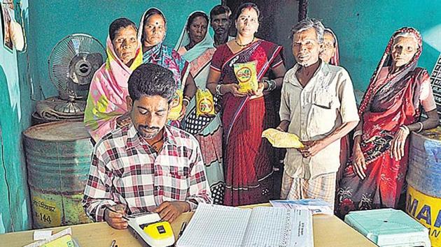 Yogi Adityanath orders probe into ration card distribution in Uttar ...