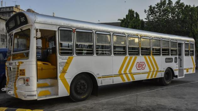 Mumbai’s new white BEST buses to ply on Bandra-BKC and CST-Gateway ...