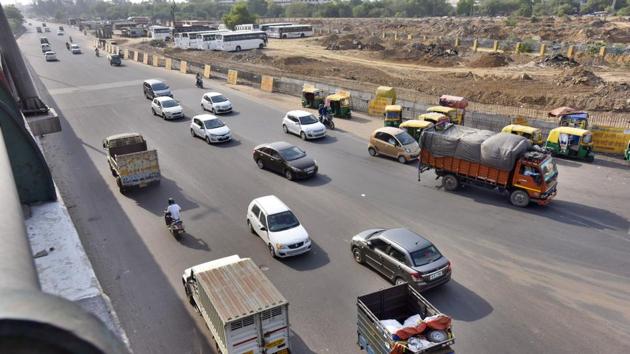 Gurgaon’s killer roads claim more lives, cops blame faulty roads ...