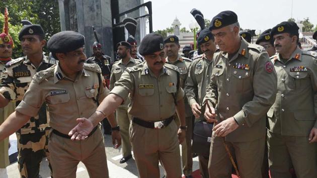 BSF, Pakistan Rangers hold commander-level meeting on border | India News