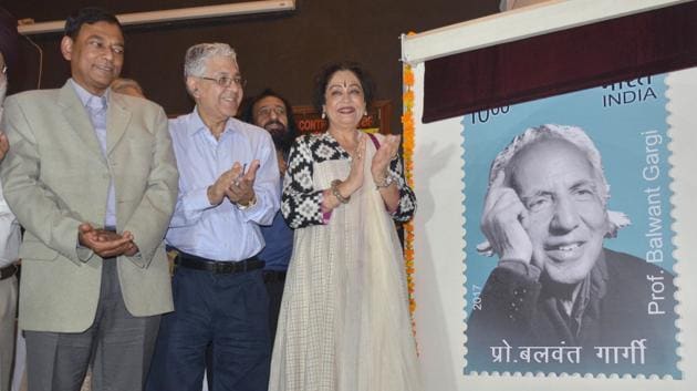 Kirron Kher releases Balwant Gargi stamp on PU stage where he directed ...