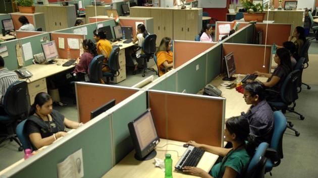 4 Indians, 1 Pakistani plead guilty in major call centre scam in US ...