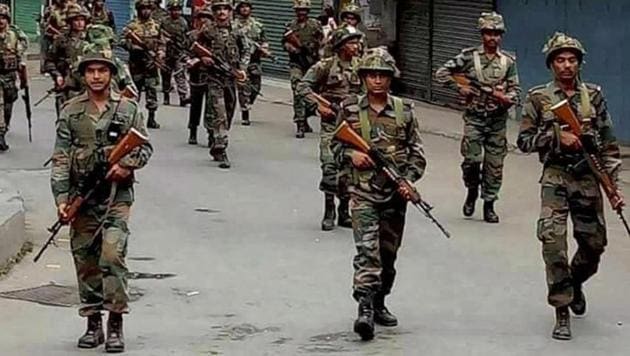 PHOTOS: Army deployed as clashes rage in Darjeeling | Hindustan Times