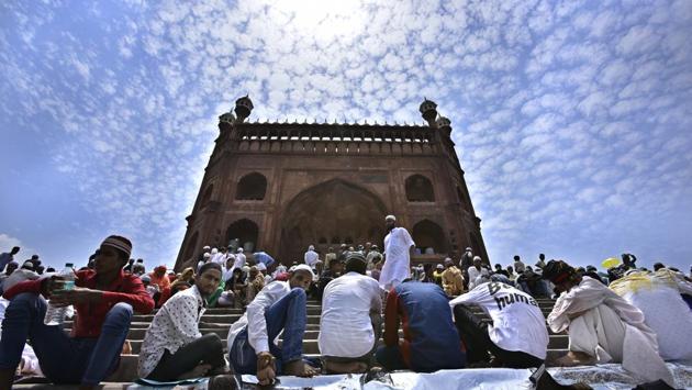 PHOTOS: Juma-tul-Wida bids farewell to Ramzan | Hindustan Times