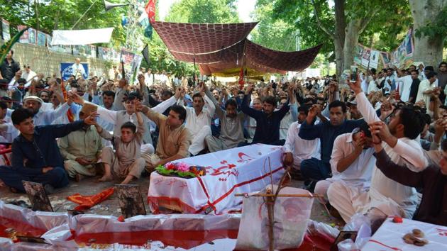 Pakistan beefs up security in Shia town of Parachinar worst hit by ...