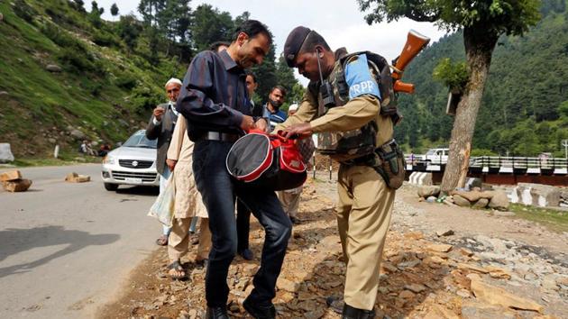 Amarnath Yatra attack: Cops say LeT responsible, Kashmir unites against ...