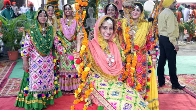 Photos: Teej celebrated across Punjab and Haryana | Hindustan Times