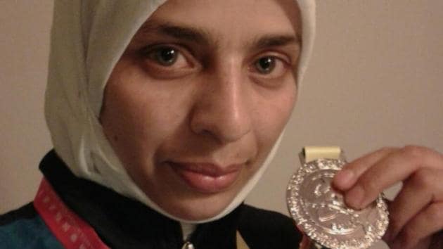 Terror, failed marriage can’t deter Kashmir woman Abida from landing ...