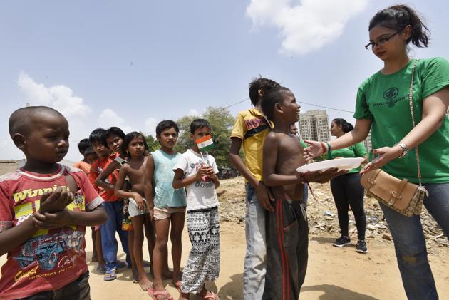 Volunteers ‘feed’ 20,000 people on Independence Day in Gurgaon ...