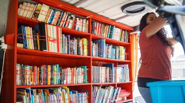 Here’s how books are helping refugees stuck in Greece fight boredom and despair | Hindustan Times