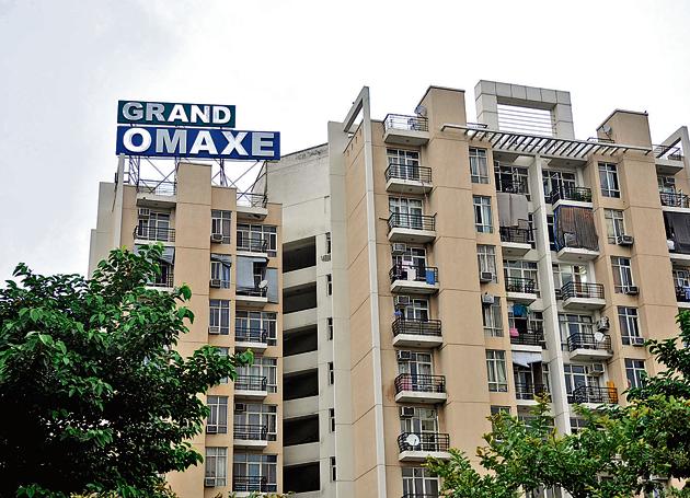 Grand Omaxe, Noida: Builder loses society maintenance to residents ...