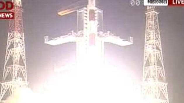 Highlights: Navigation satellite IRNSS-1H mission unsuccessful as heat ...