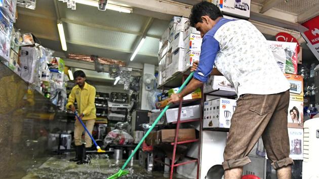 From submerged furniture to no drinking water for hours: How Mumbai ...