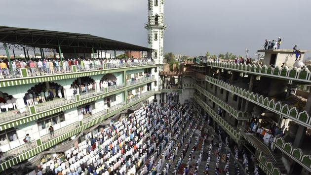 Photos: Muslims across India celebrate Eid al-Adha with enthusiasm ...