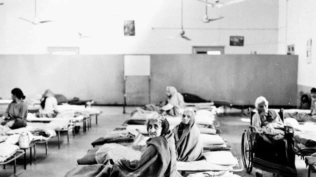 Photos From Ht Archives A Glimpse Into The Life Of Saint Mother Teresa Hindustan Times