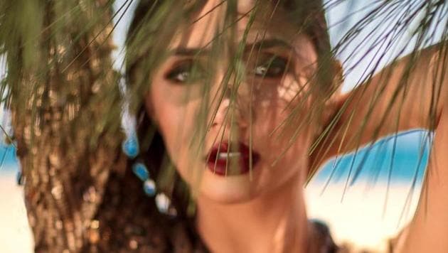 Mahira Khan shines on a beach in the prettiest lehengas. Check out pics ...