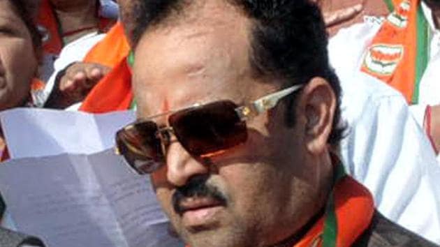 BJP Rajya Sabha MP from Maharashtra Sanjay Kakade booked for cheating ...