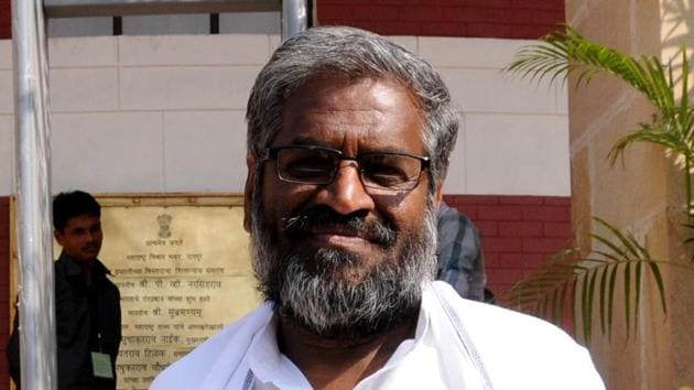 FIR filed against Maharashtra BJP leader Pasha Patel for abusing ...