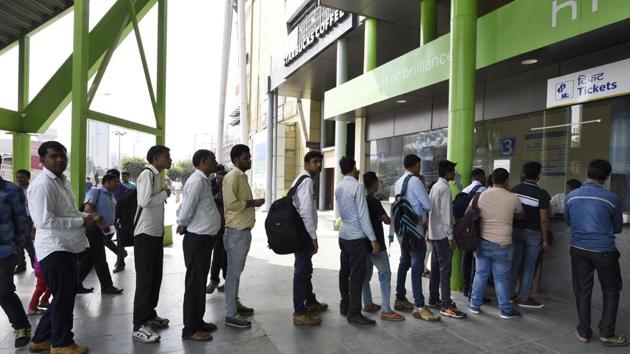 Delhi Metro fare hike: This is how you can still travel cheap | Latest ...