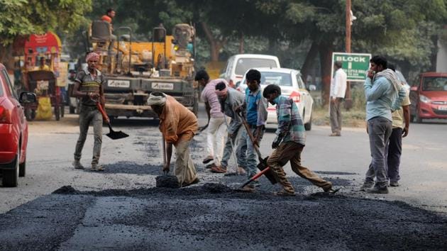 Gurgaon: Road repair work started in South City 2 after a 5-year wait ...