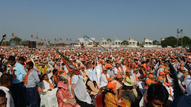 Varun Patel and Reshma Patel, Hardik Patel’s key aides, join BJP ...