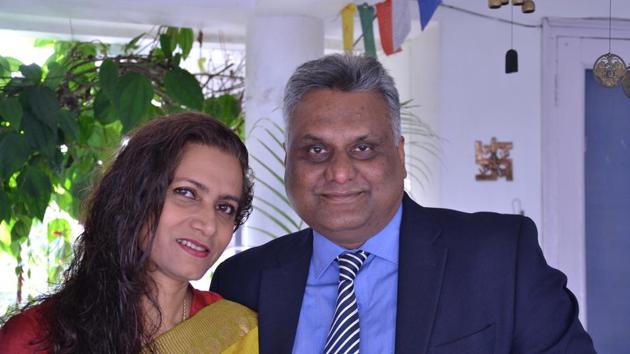 Govt ‘offer’ to work for state a hit with IAS, IPS couples | Hindustan ...