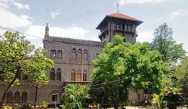 Campus Connect: A race among Pune colleges for autonomy | Hindustan Times