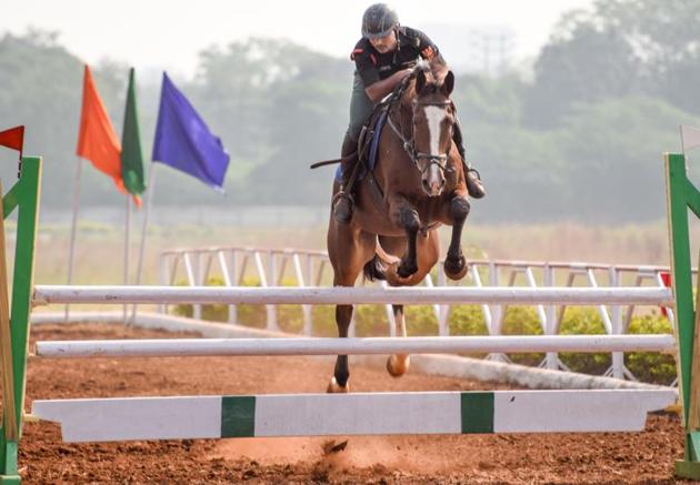 Saddle up!: See these equestrians ride in style at the Southern Star ...