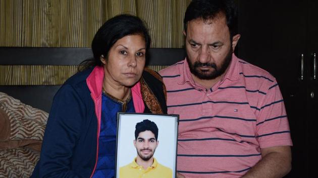 Panchkula teen found dead: It’s murder not suicide, say Tanishq’s kin ...