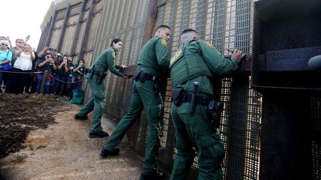 Photos | Love beyond borders: US-Mexico gates open to reunions, a ...