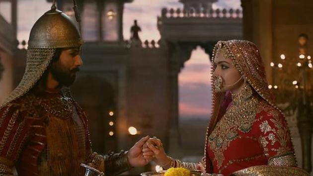 Bollywood support for Padmavati: IFTDA plans 15-minute blackout on ...