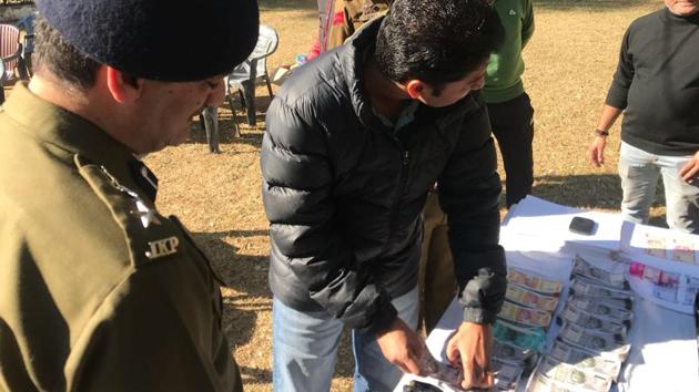 You may not have seen Rs 200 note yet, but fakes are out in Jammu ...