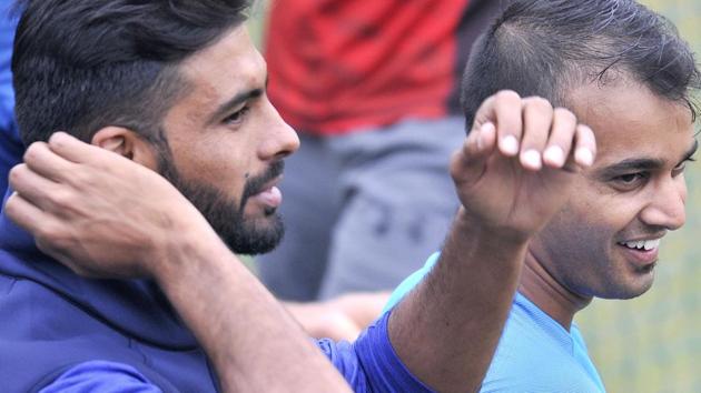 Pacer Barinder Sran, in comeback mode, impresses MS Dhoni at India nets ...