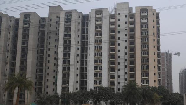 Supreme Court halts government takeover of Unitech, stays NCLT order ...