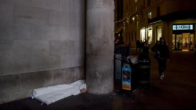 Photos: A hard knock Christmas for London’s rough-sleeping homeless ...