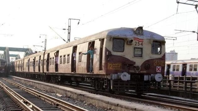 Mumbai railway’s Harbour Line extension is likely to be operation from January | Mumbai news