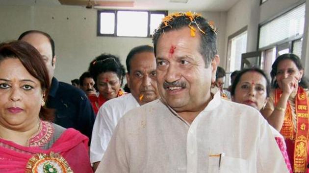 Article 370 in Jammu and Kashmir is temporary: RSS leader Indresh Kumar ...