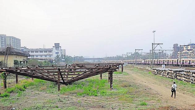 Phase 1 of Panvel railway terminus to be ready next year | Mumbai news