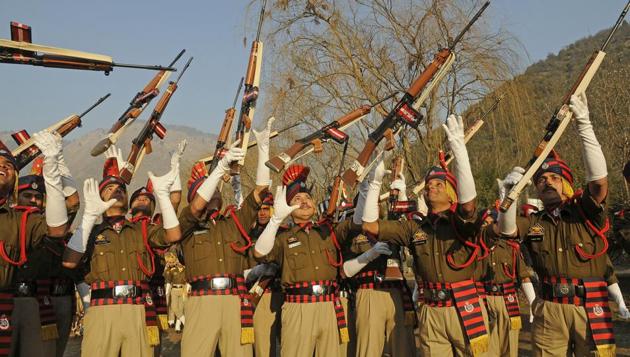 In pics: Passing out parade of new recruits of J&K Police | Hindustan Times