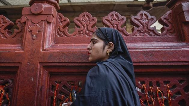 Photos: Delhi’s Nizamuddin Dargah dons spring’s yellow for Sufi Basant ...