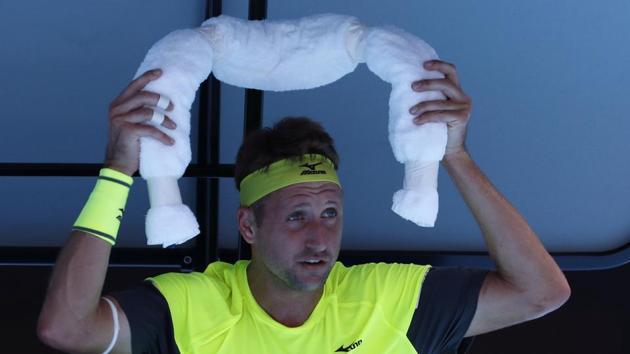 Australian Open: Tennys Sadgren wipes out tweets after links to right ...
