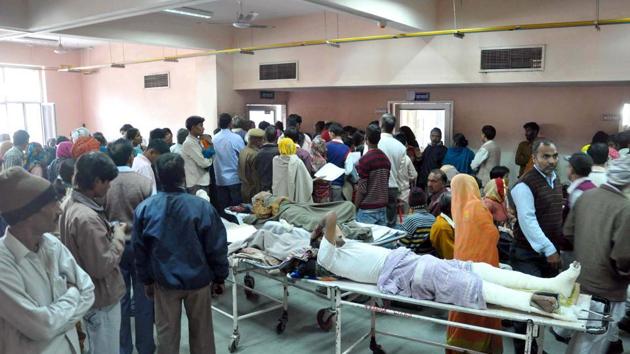 Modicare: Arun Jaitley announces health coverage for poor | Latest News ...