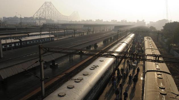 Photos: Kolkata’s Howrah Bridge completes 75 years as a city landmark ...