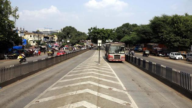 PCMC to approach high court to vacate stay on BRTS lane - Hindustan Times