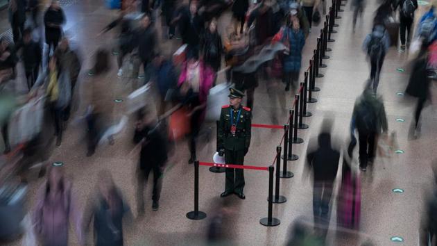 Photos: Millions of migrants leave Beijing for Lunar holidays with one ...