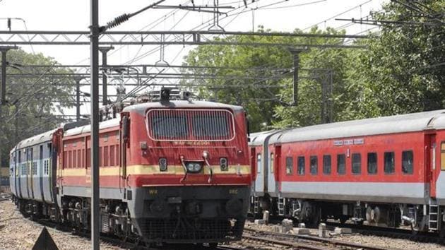 Ticket collector saves 20-year-old man from falling off train in Mumbai ...