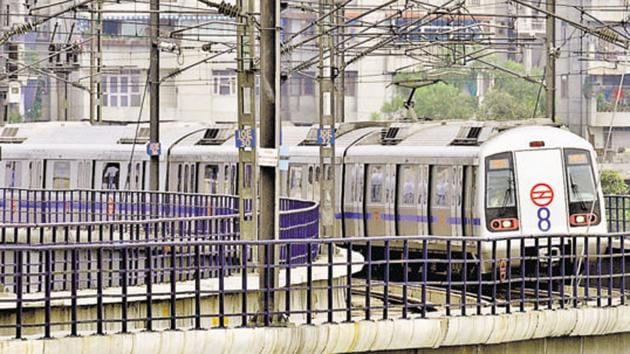 Delhi Metro trains on Blue Line delayed due to snag at two stations ...