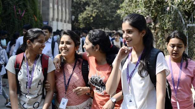 HSC exam in Pune: In hurry to be on time, students reach centres half ...