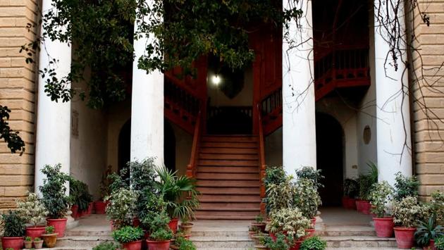 Photos: Karachi’s Raj-era buildings crumble as city builds past ...