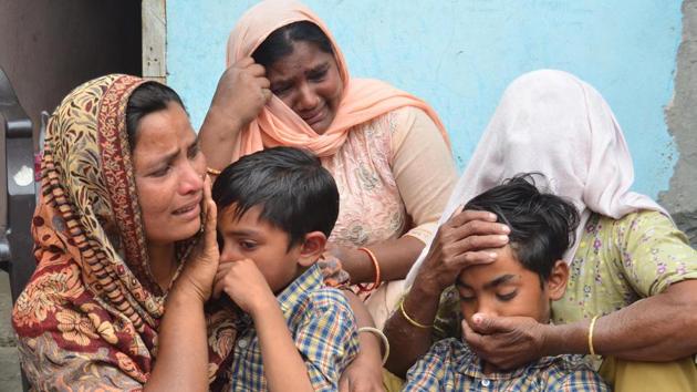 In pics: Grieving family members of Indians killed in Iraq | Hindustan ...